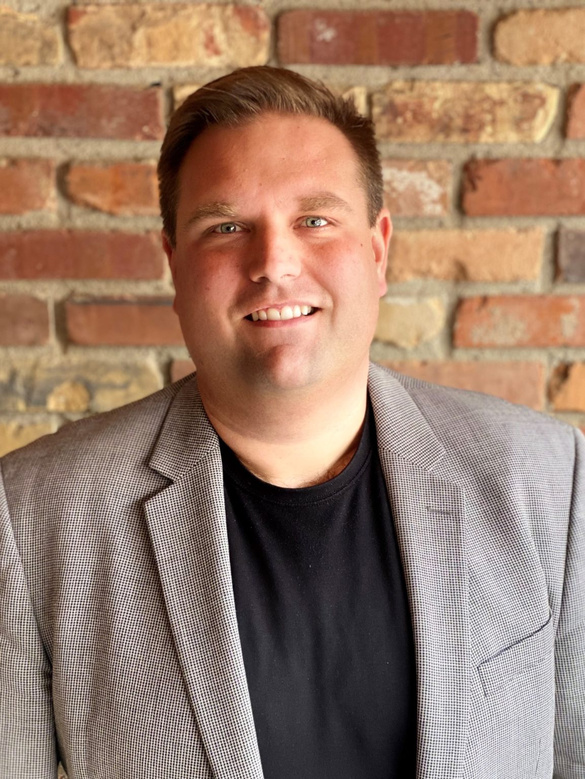 - Institute of Advanced Investment Management